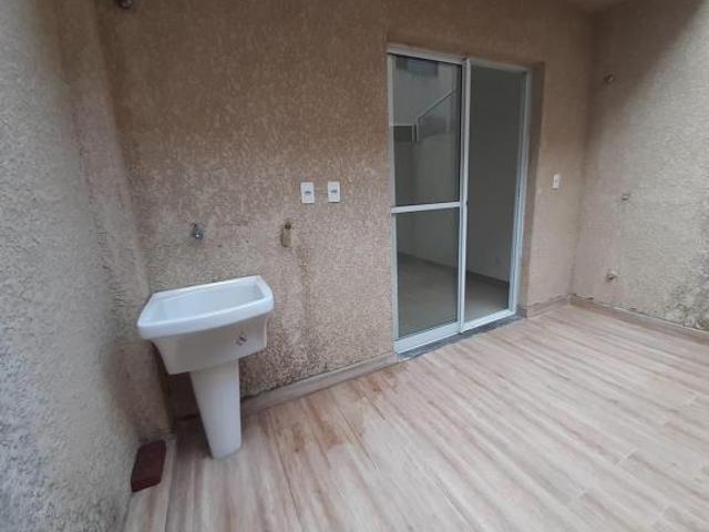 Casa para venda em Vila Mineirão de 52.00m² com 2 Quartos e 1 Garagem