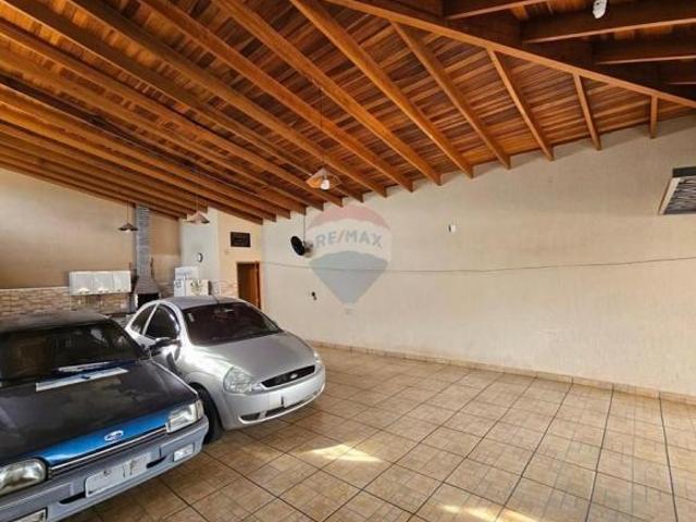 Casa para venda em Vila Monte Alegre de 156.00m² com 4 Quartos e 6 Garagens