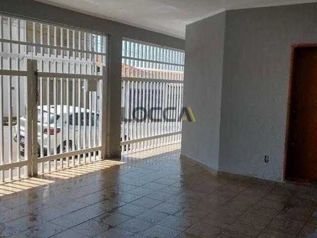 Casa para venda em Vila Monte Alegre de 187.00m² com 3 Quartos, 1 Suite e 2 Garagens