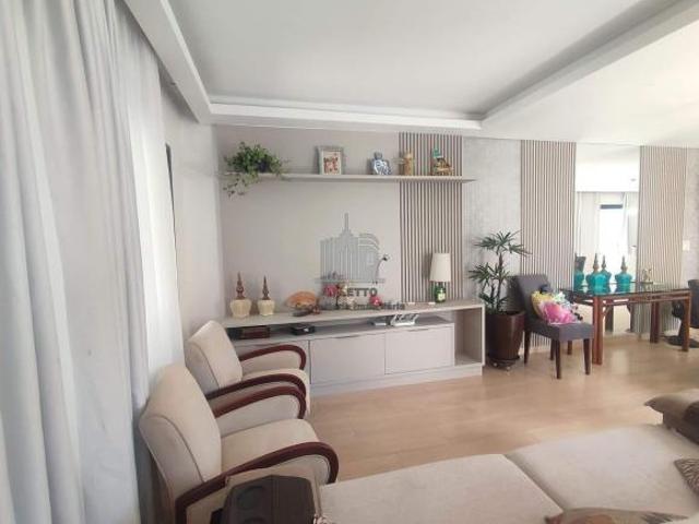 Casa para venda em VILA MONTE ALEGRE de 200.00m² com 3 Quartos, 3 Suites e 2 Garagens