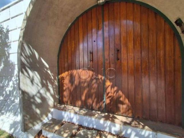 Casa para venda em Vila Monteiro de 340.00m² com 3 Quartos, 1 Suite e 6 Garagens