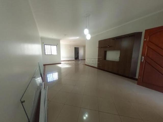 Casa para venda em Vila Monteiro gleba I de 180.00m² com 4 Quartos, 2 Suites e 2 Garagens