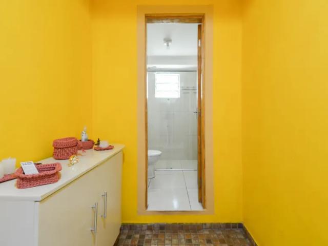 Casa para venda em Vila Monumento com 8 quartos, 200m²