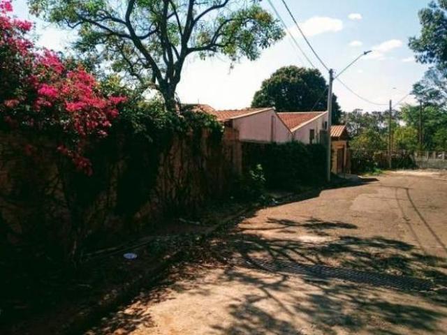 Casa para venda em Vila Morumbi de 100.00m² com 2 Quartos, 2 Suites e 7 Garagens