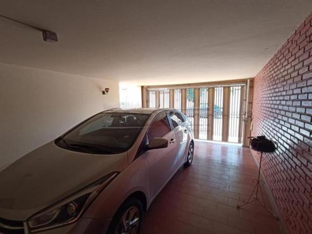 Casa para venda em Vila Nery de 188.00m² com 3 Quartos, 1 Suite e 2 Garagens