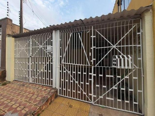 Casa para venda em Vila Nossa Senhora De Fátima de 159.00m² com 3 Quartos e 2 Garagens