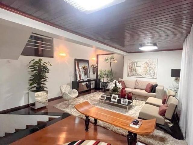 Casa para venda em Vila Nossa Senhora De Fátima de 283.00m² com 3 Quartos, 3 Suites e 3 Garagens