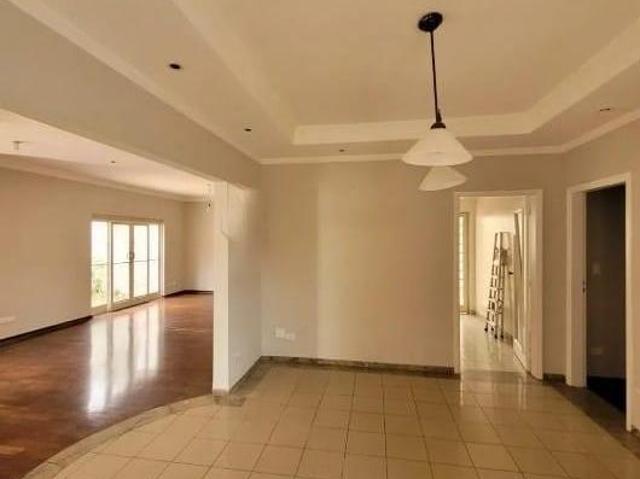 Casa para venda em Vila Nossa Senhora De Fátima de 309.00m² com 4 Quartos, 2 Suites e 5 Garagens