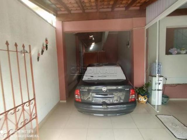 Casa para venda em Vila Nossa Senhora Do Carmo de 169.00m² com 2 Quartos e 2 Garagens