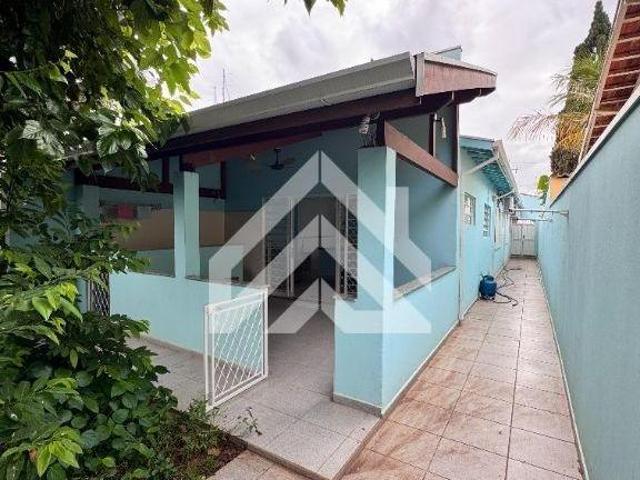 Casa para venda em Vila Nova de 162.00m² com 2 Quartos e 4 Garagens