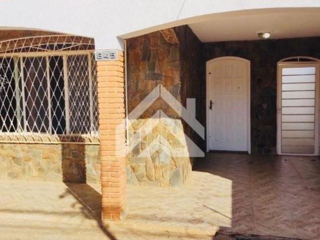 Casa para venda em Vila Nova de 250.00m² com 2 Quartos e 2 Garagens
