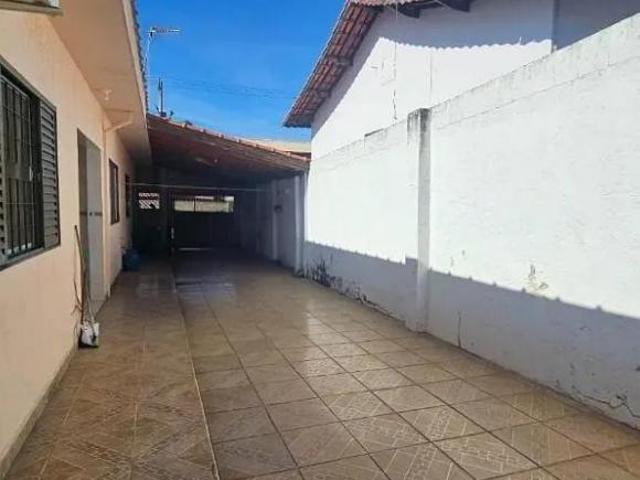 Casa para venda em Vila Nova de 76.08m² com 3 Quartos e 4 Garagens