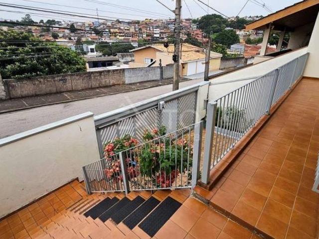 Casa para venda em Vila Nova Jundiaí de 179.00m² com 3 Quartos e 2 Garagens