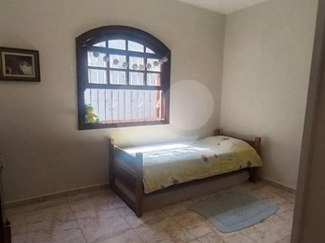 Casa para venda em Vila Nova Jundiainópolis de 180.00m² com 3 Quartos, 2 Suites e 4 Garagens