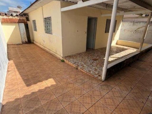 Casa para venda em Vila Ocidental de 250.00m² com 3 Quartos e 1 Garagem