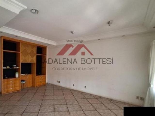 Casa para venda em Vila Oliveira de 430.00m² com 3 Quartos, 1 Suite e 3 Garagens