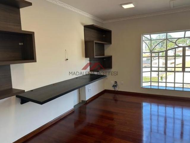 Casa para venda em Vila Oliveira de 500.00m² com 6 Quartos, 2 Suites e 5 Garagens