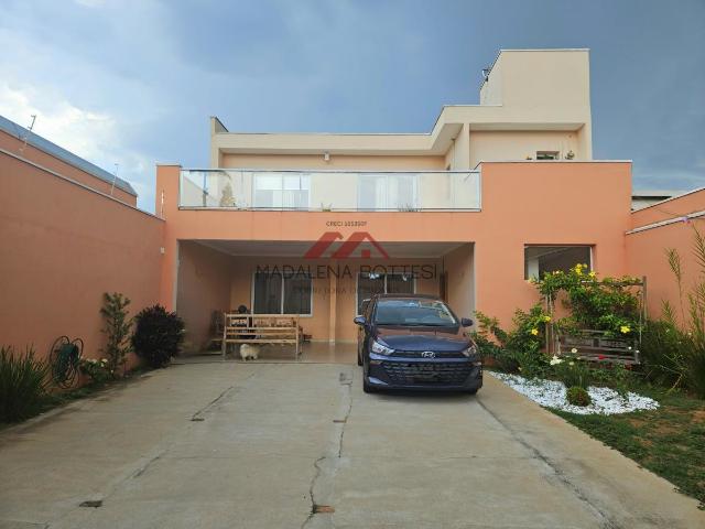 Casa para venda em Vila Oliveira em Mogi Das Cruzes São Paulo de 266.00m² com 6 Quartos, 3 Suítes e 8 Garagens