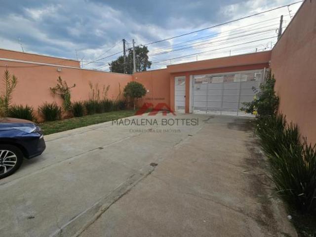 Casa para venda em Vila Oliveira de 266.00m² com 6 Quartos, 3 Suites e 8 Garagens