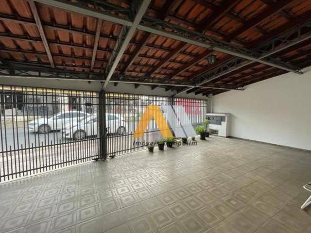 Casa para venda em Vila Olímpia de 200.00m² com 3 Quartos e 4 Garagens