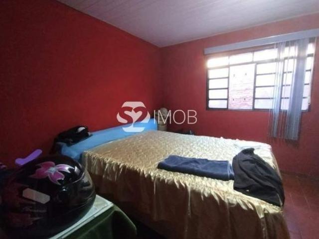 Casa para venda em Vila Paraíso de 156.00m² com 5 Quartos e 1 Suite