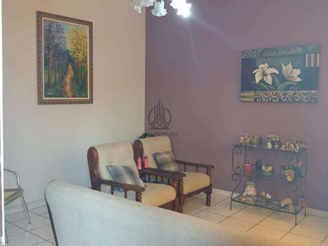 Casa para venda em Vila Paulista de 180.00m² com 3 Quartos, 1 Suite e 2 Garagens