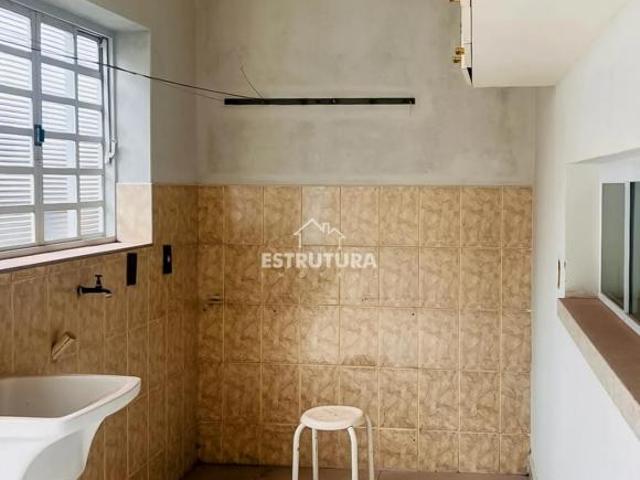 Casa para venda em Vila Paulista de 218.00m² com 3 Quartos, 1 Suite e 1 Garagem