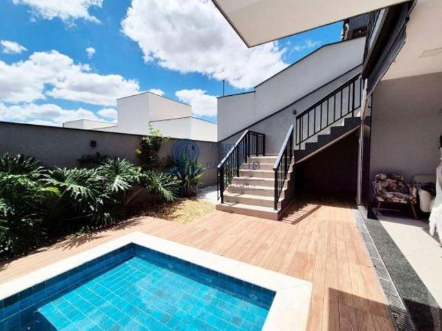 Casa para venda em Vila Pedroso de 241.00m² com 3 Quartos, 1 Suite e 4 Garagens