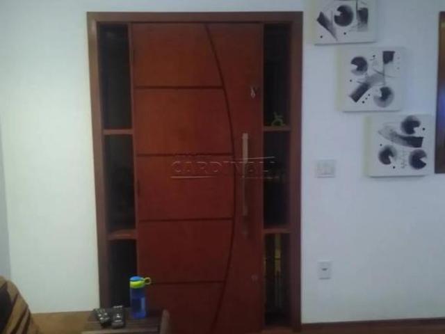 Casa para venda em Vila Perseu Leite De Barros de 180.00m² com 3 Quartos, 1 Suite e 2 Garagens
