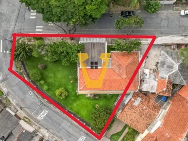 Casa para venda em Vila Pirituba com 5 quartos, sendo 3 suítes, 297m²