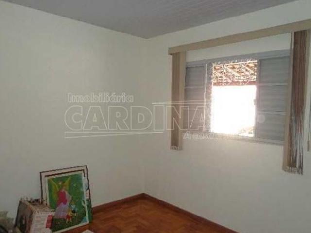 Casa para venda em Vila Prado de 159.00m² com 3 Quartos, 1 Suite e 3 Garagens