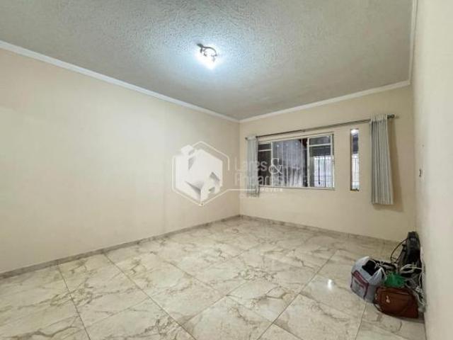 Casa para venda em Vila Primavera com 3 quartos, sendo 1 suíte, 187m²