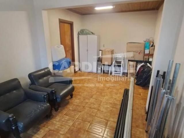 Casa para venda em Vila Rancho Velho de 298.00m² com 3 Quartos e 6 Garagens