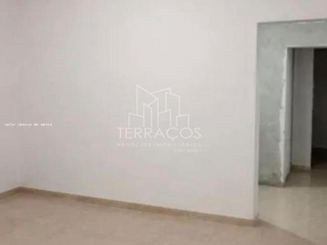 Casa para venda em Vila Rafael De Oliveira de 70.00m² com 2 Quartos