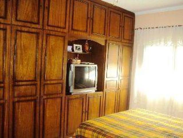 Casa para venda em Vila Ré de 234.00m² com 3 Quartos e 5 Garagens