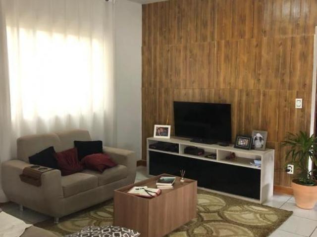Casa para venda em Vila Real, Sabará