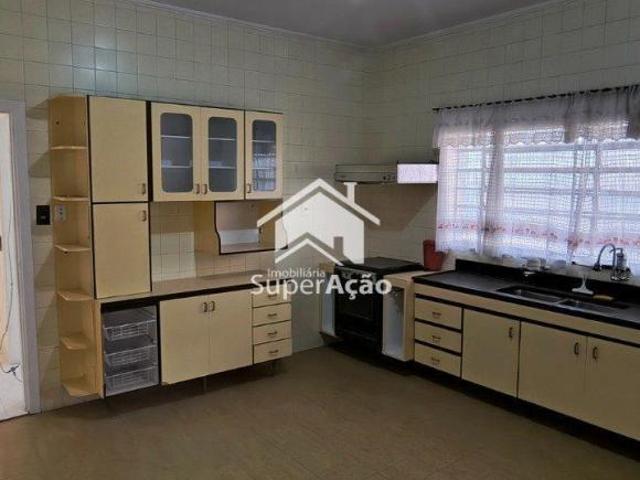 Casa para venda em Vila Rosália de 200.00m² com 4 Quartos, 1 Suite e 3 Garagens