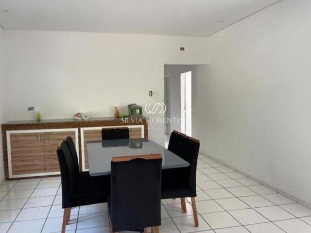 Casa para venda em Vila São Benedito de 425.00m² com 3 Quartos e 5 Garagens