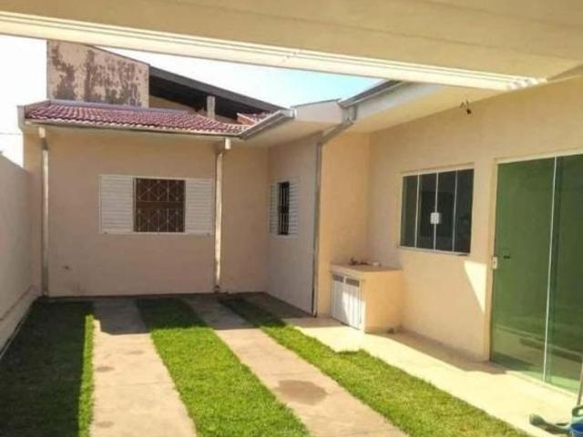 Casa para venda em Vila São João Da Boa Vista de 180.00m² com 3 Quartos, 1 Suite e 2 Garagens