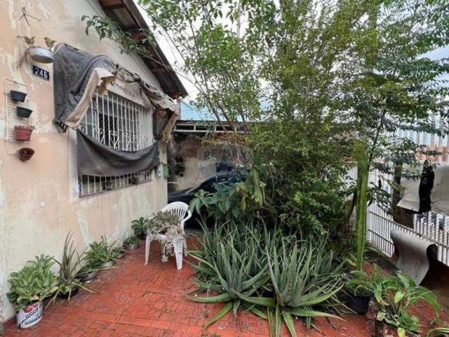 Casa para venda em Vila São João de 100.00m² com 2 Quartos, 1 Suite e 2 Garagens