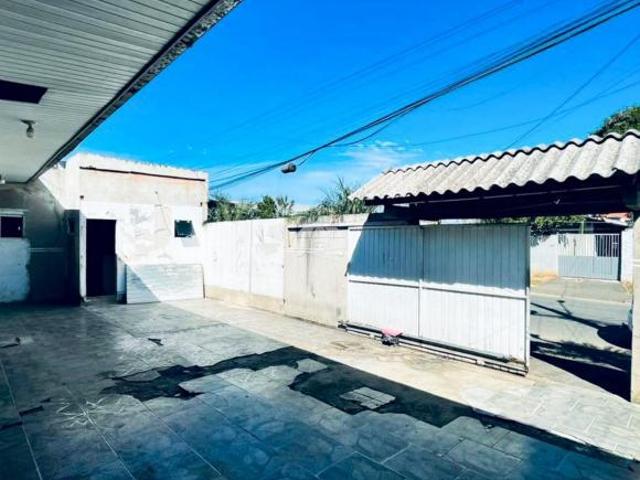 Casa para venda em Vila São José de 100.00m² com 3 Quartos, 1 Suite e 2 Garagens