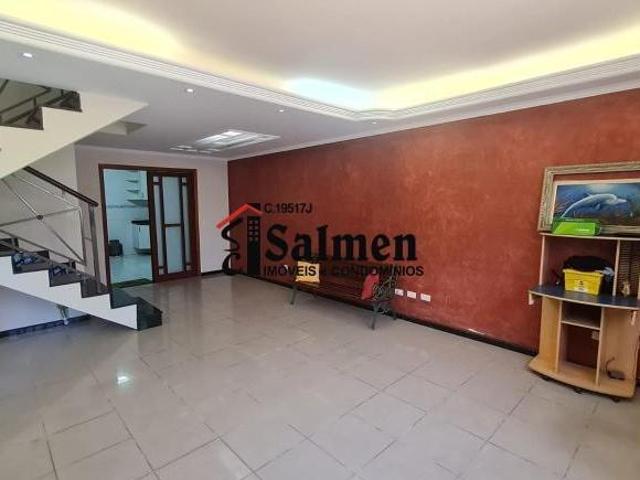 Casa para venda em Vila São Ricardo de 248.00m² com 3 Quartos, 3 Suites e 4 Garagens