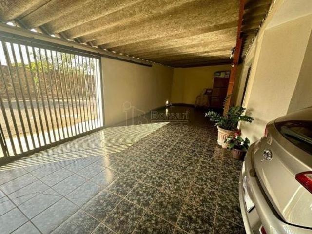 Casa para venda em Vila Santa Maria vila Xavier de 232.00m² com 3 Quartos, 1 Suite e 3 Garagens