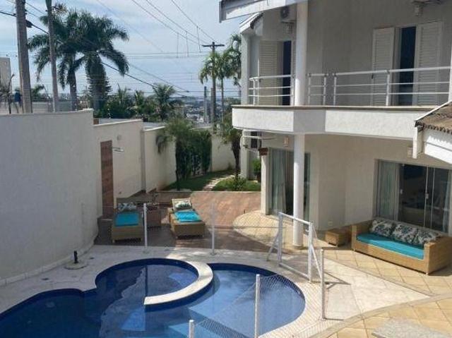 Casa para venda em Vila Santa Maria de 350.00m² com 3 Quartos, 1 Suite e 6 Garagens