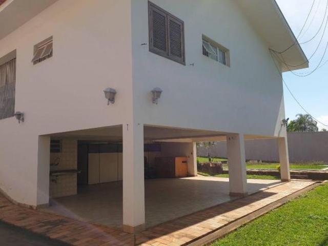 Casa para venda em Vila Santa Maria de 380.00m² com 3 Quartos, 1 Suite e 9 Garagens