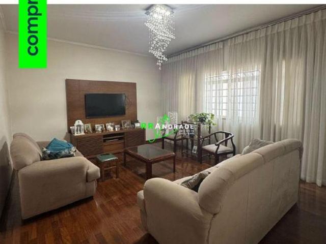 Casa para venda em Vila Santa Rita de 160.00m² com 3 Quartos, 1 Suite e 2 Garagens