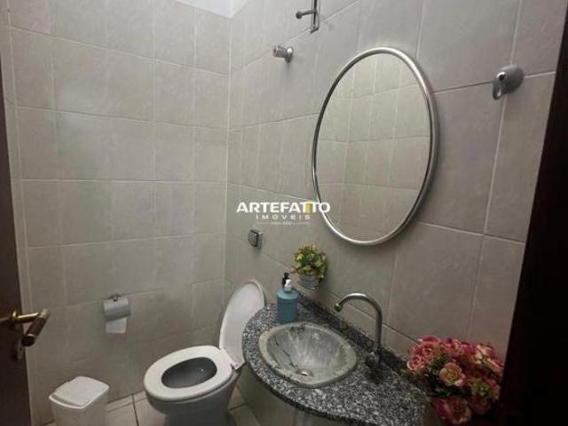 Casa para venda em Vila Santa Rita de 186.00m² com 3 Quartos, 1 Suite e 3 Garagens