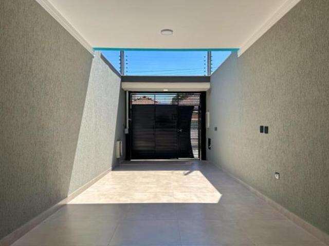 Casa para venda em Vila Santana com 3 quartos, sendo 3 suítes, 131m²