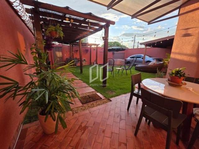 Casa para venda em Vila Santana de 146.00m² com 2 Quartos, 2 Suites e 3 Garagens