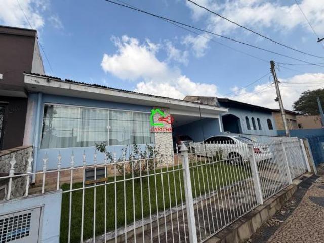 Casa para venda em Vila Santana de 250.00m² com 3 Quartos e 5 Garagens